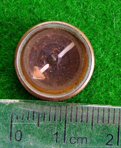 Escape compasses - Paratrooper.be